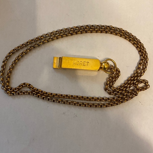 Koret | Jewelry | Vtg Gold Koret Whistle Necklace Slight Wear To Back ...